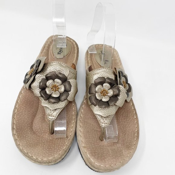 Clarks | Shoes | Clarks Womens Artisan Gold Floral Accent Leather ...